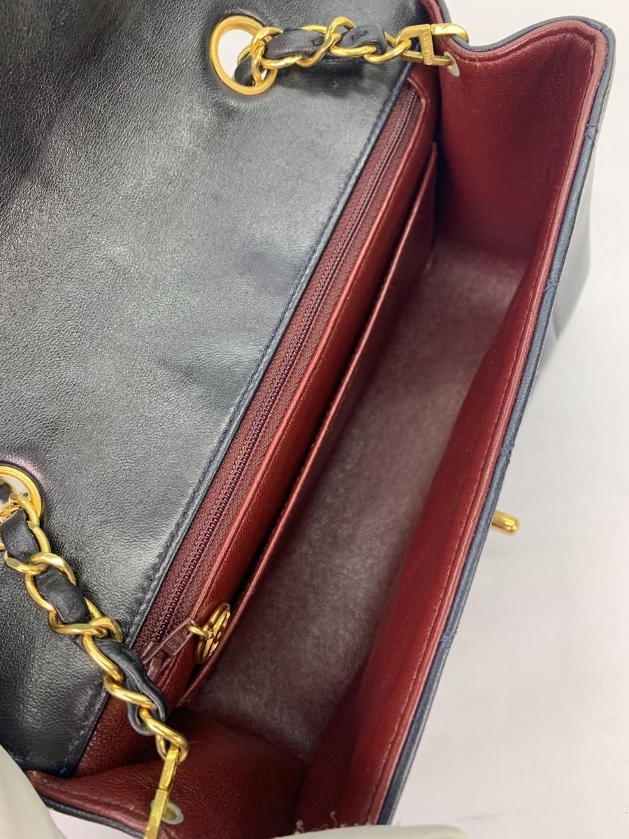 CHANEL シャネル ダイアナバッグ チェーンショルダーバッグ 黒 CHANEL シャネル ダイアナバッグ チェーンショルダーバッグ 黒