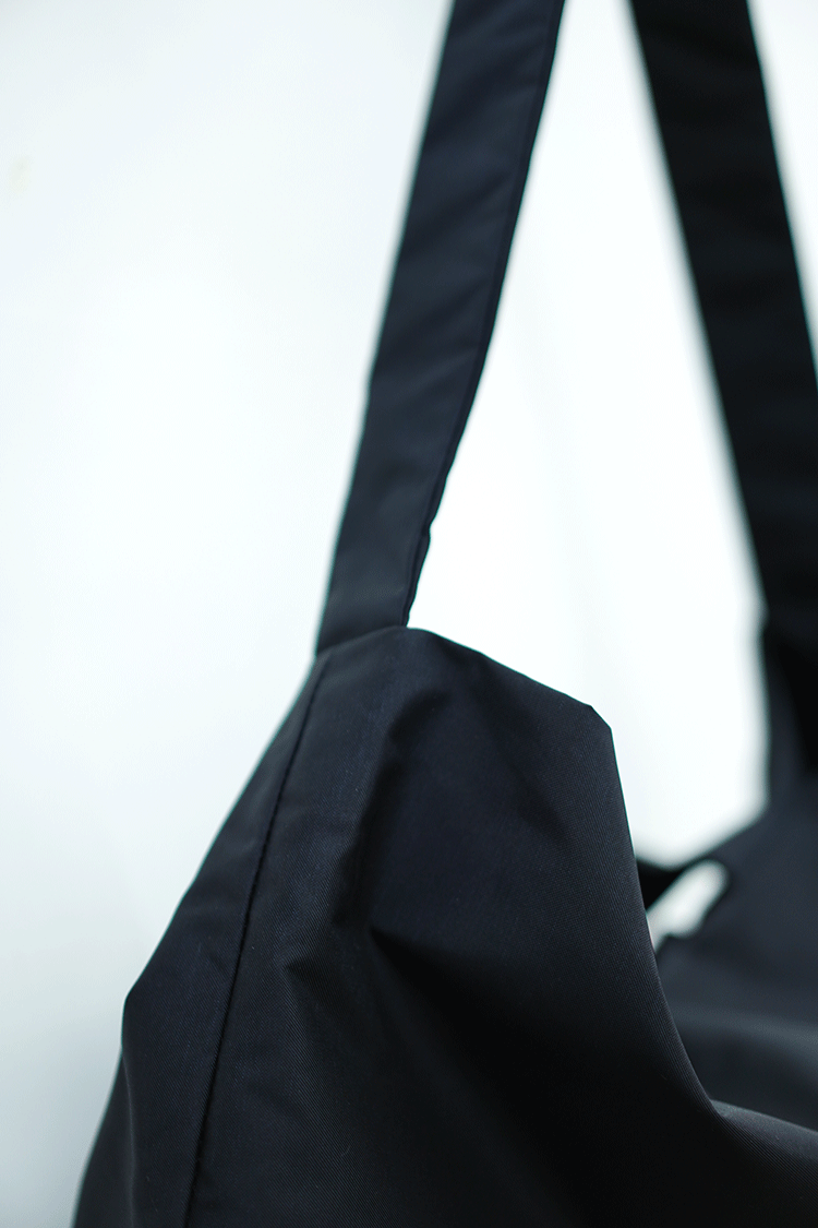 Aeta SHOULDER TOTE L / BLACK - Unlimited lounge | ONLINESTORE Aeta SHOULDER TOTE L / BLACK - Unlimited lounge | ONLINESTORE