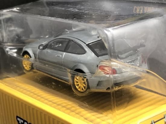 TARMAC WORKS 1/64 Mercedes-Benz C 63 AMG Coupe Black Series TARMAC WORKS 1/64 Mercedes-Benz C 63 AMG Coupe Black Series