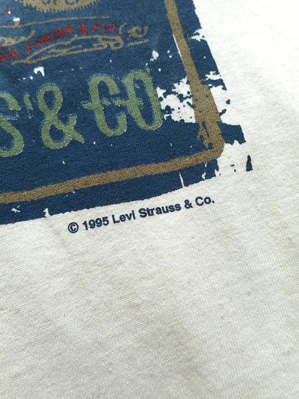 90's Levi's ORIGINAL T-shirt - Spring Store by rightyright 90's Levi's ORIGINAL T-shirt - Spring Store by rightyright